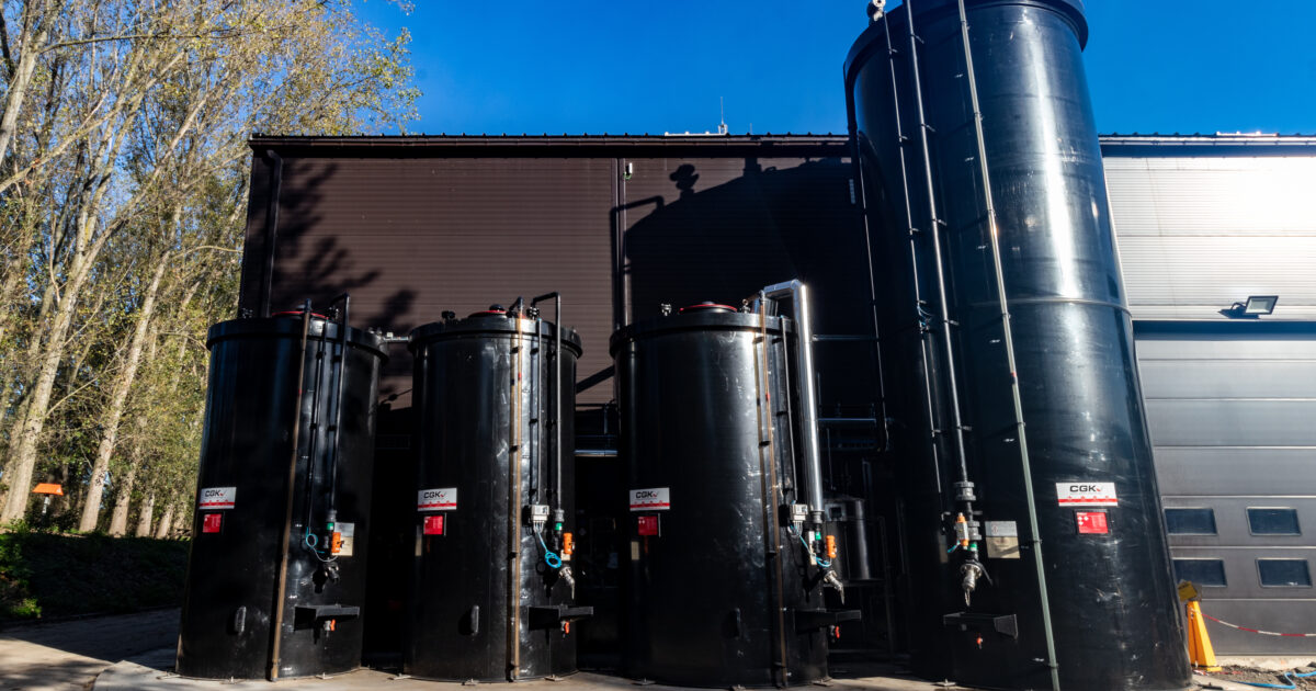 Case : Installation de citernes de stockage (Bio Base… | CGK Group