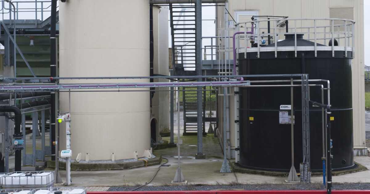 Opslagtank met bordes & kooiladder (Solae) | CGK Group